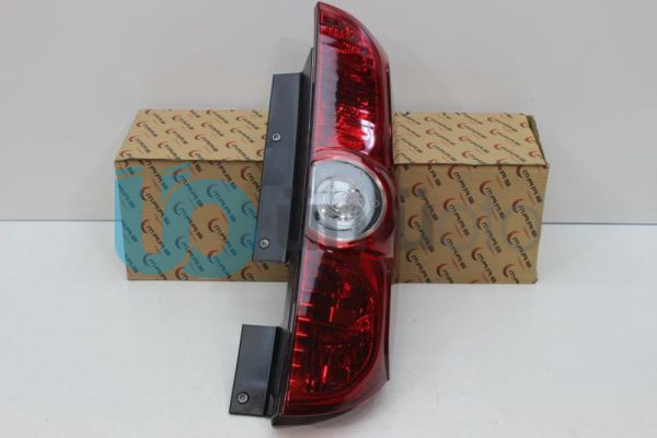 Ünlüoto Yedek Parça | Fiat Doblo Sağ Arka Stop Lambası Duysuz (Çift ...