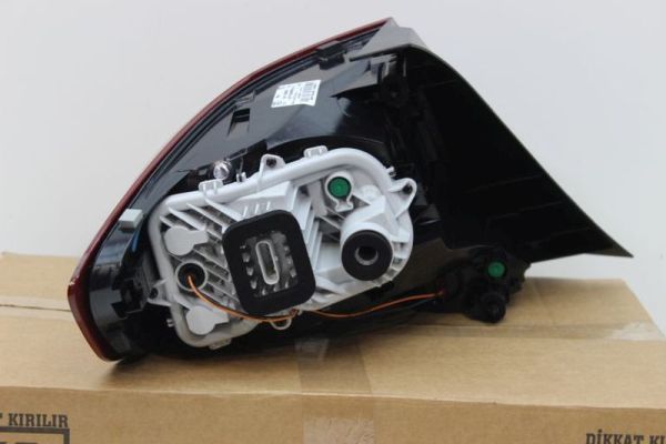 Ünlüoto Yedek Parça | Fiat Egea Sağ Arka Stop Lambası OPAR